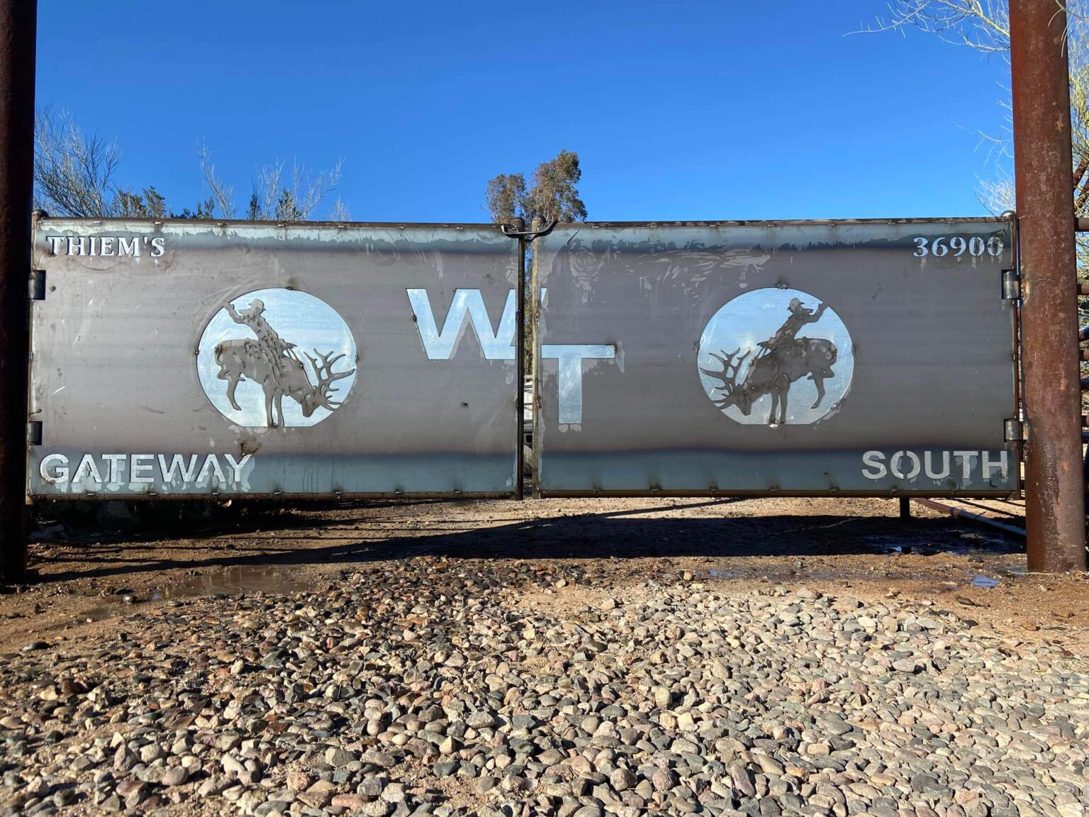 Fencing Products by Montana Fence Builders | Gateway Arch & Fence