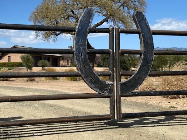 Fencing Products by Montana Fence Builders | Gateway Arch & Fence